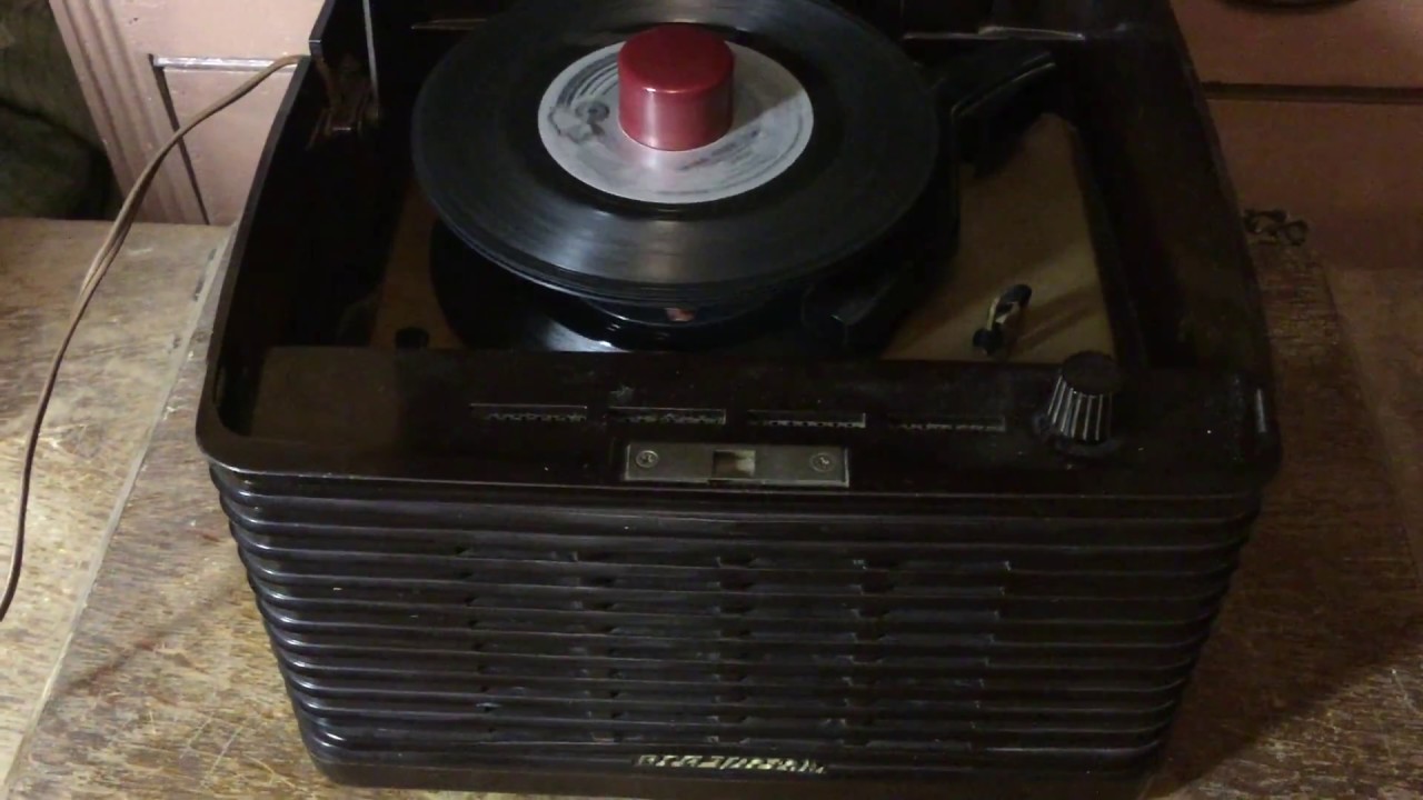 RCA Victor 45RPM Victrola 45-EY-3 - YouTube