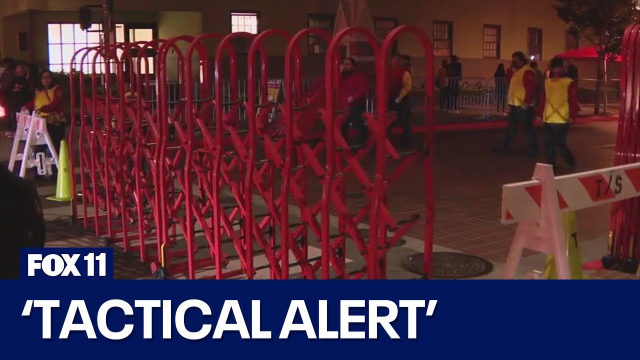 Police issue tactical alert at USC campus - YouTube