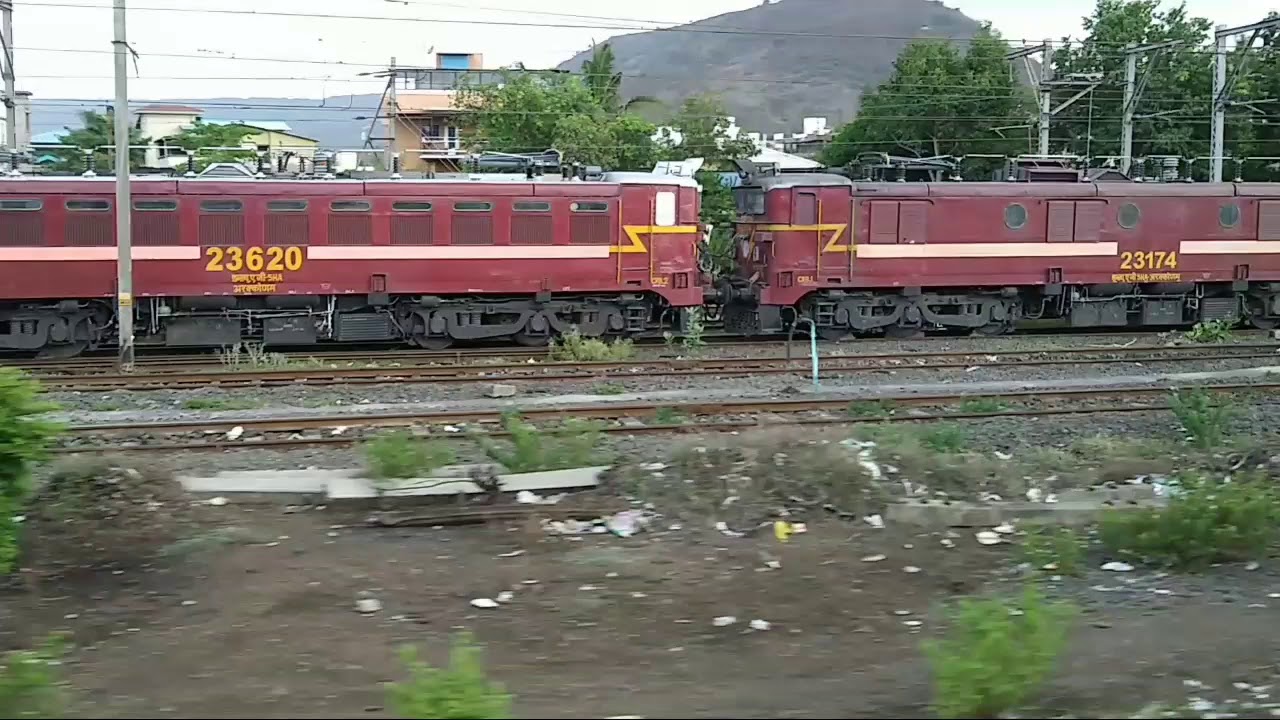 "ICF Memories" || Udyan Express' arrival at Lonavala Station!!! - YouTube