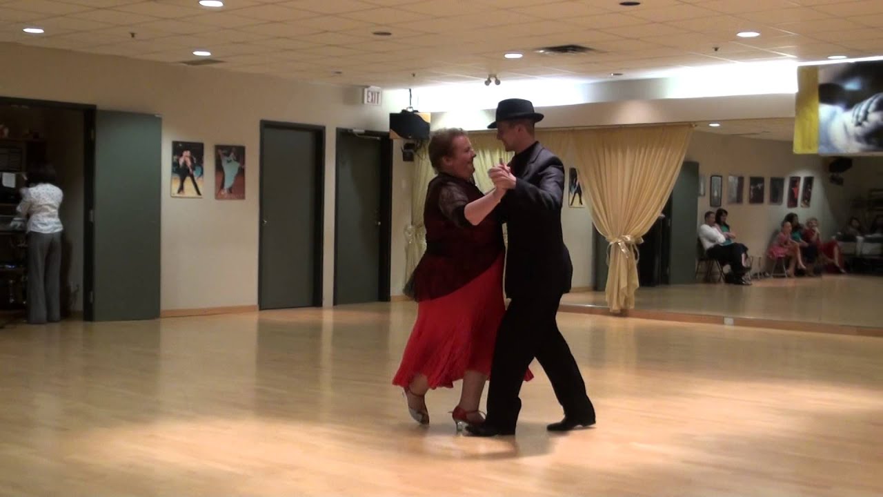 Milonga Vieja Alon Gilin and Mary Owens - YouTube