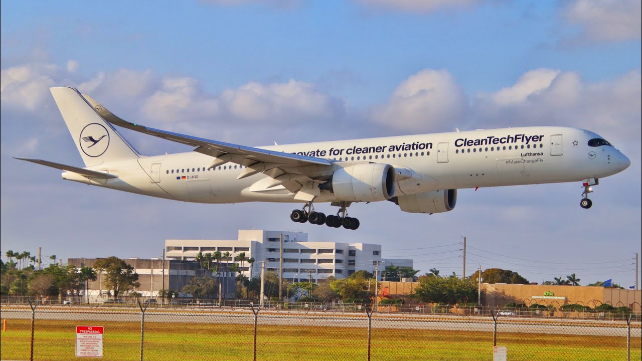 (4K) Lufthansa CleanTechFlyer Livery Airbus A350 Arival into MIA - YouTube