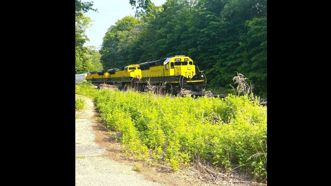 NYSW 3016 New York, Susquehanna & Western (NYS&W) Train, Hardyston, NJ ...