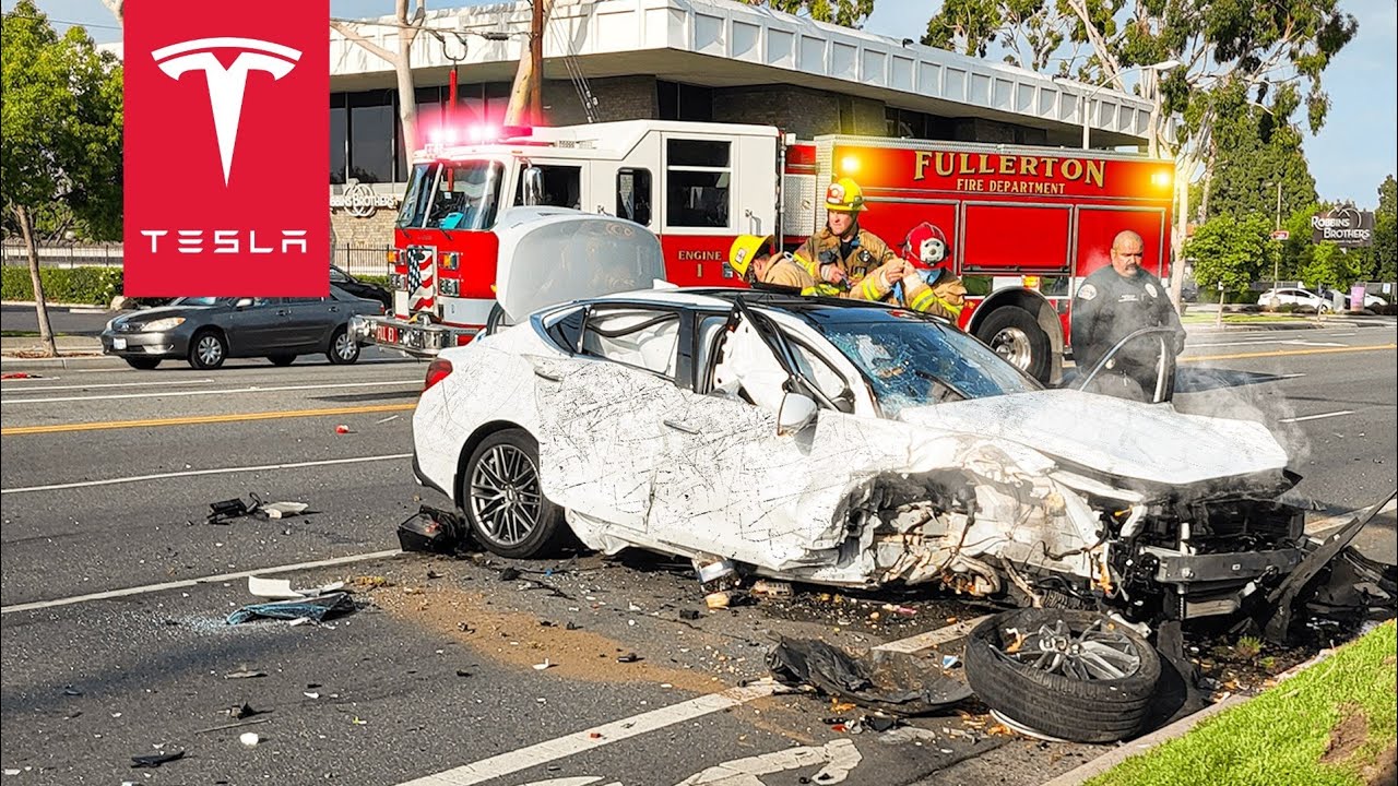 POLICE USE BODY CAM TO CAPTURE CRASH FROM TESLA SCREEN | TESLA STORIES ...