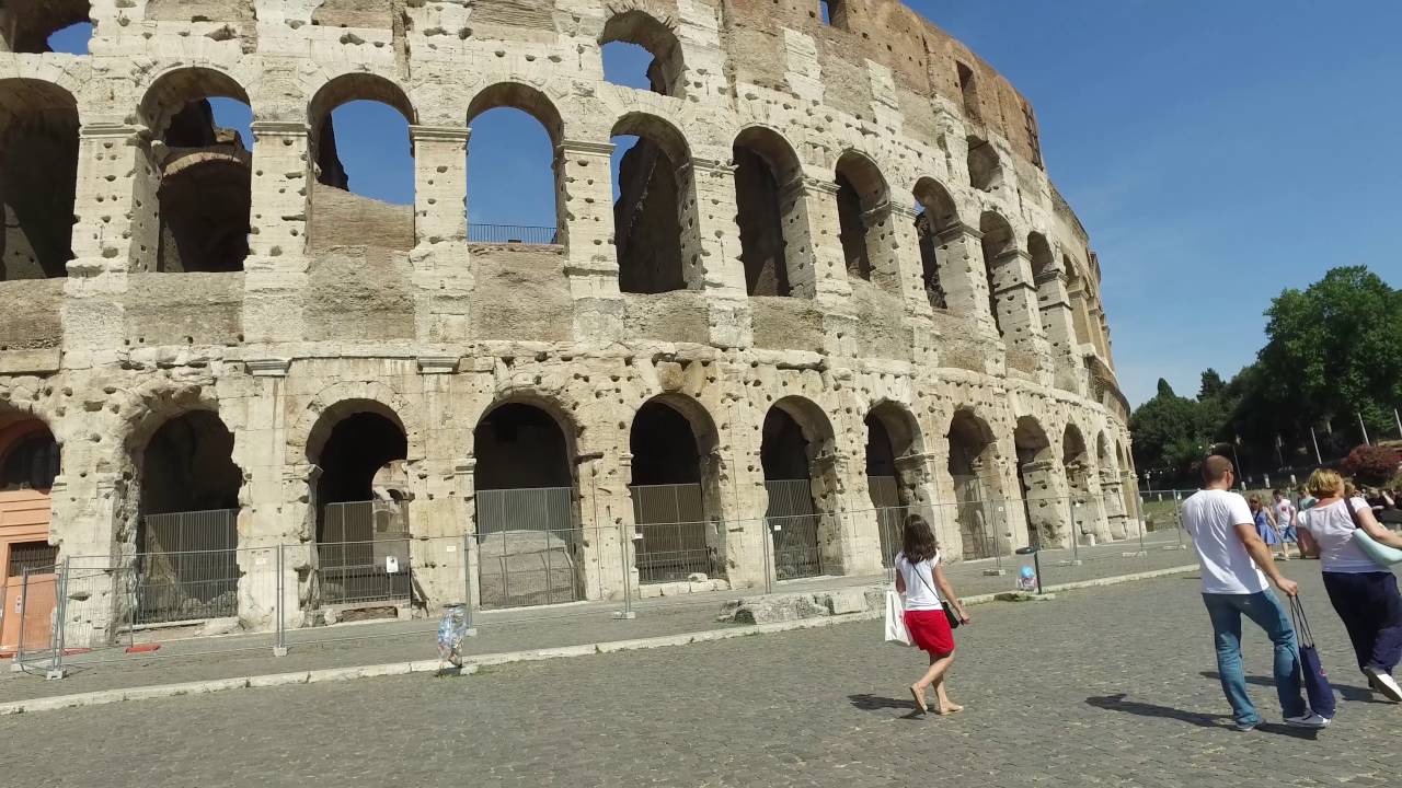 Colosseum Outside