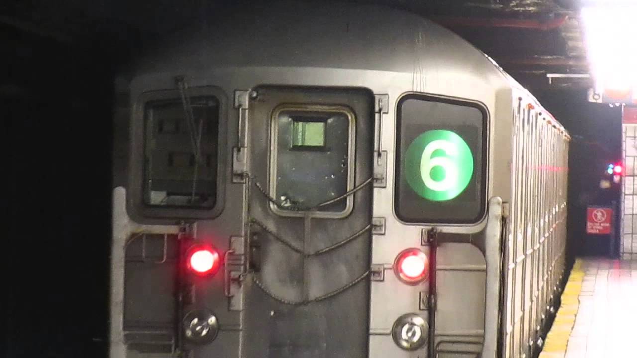 R62 (6) Train Leaving 103 Street - YouTube
