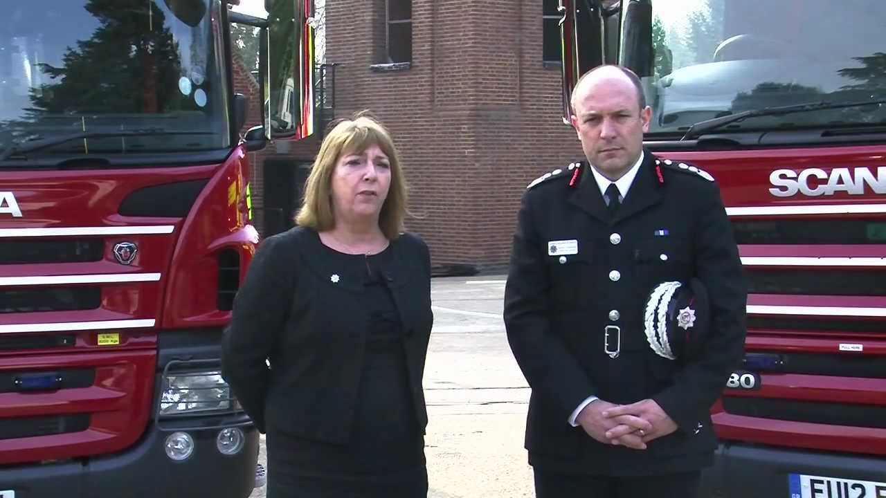 New Surrey fire engines arrive - YouTube