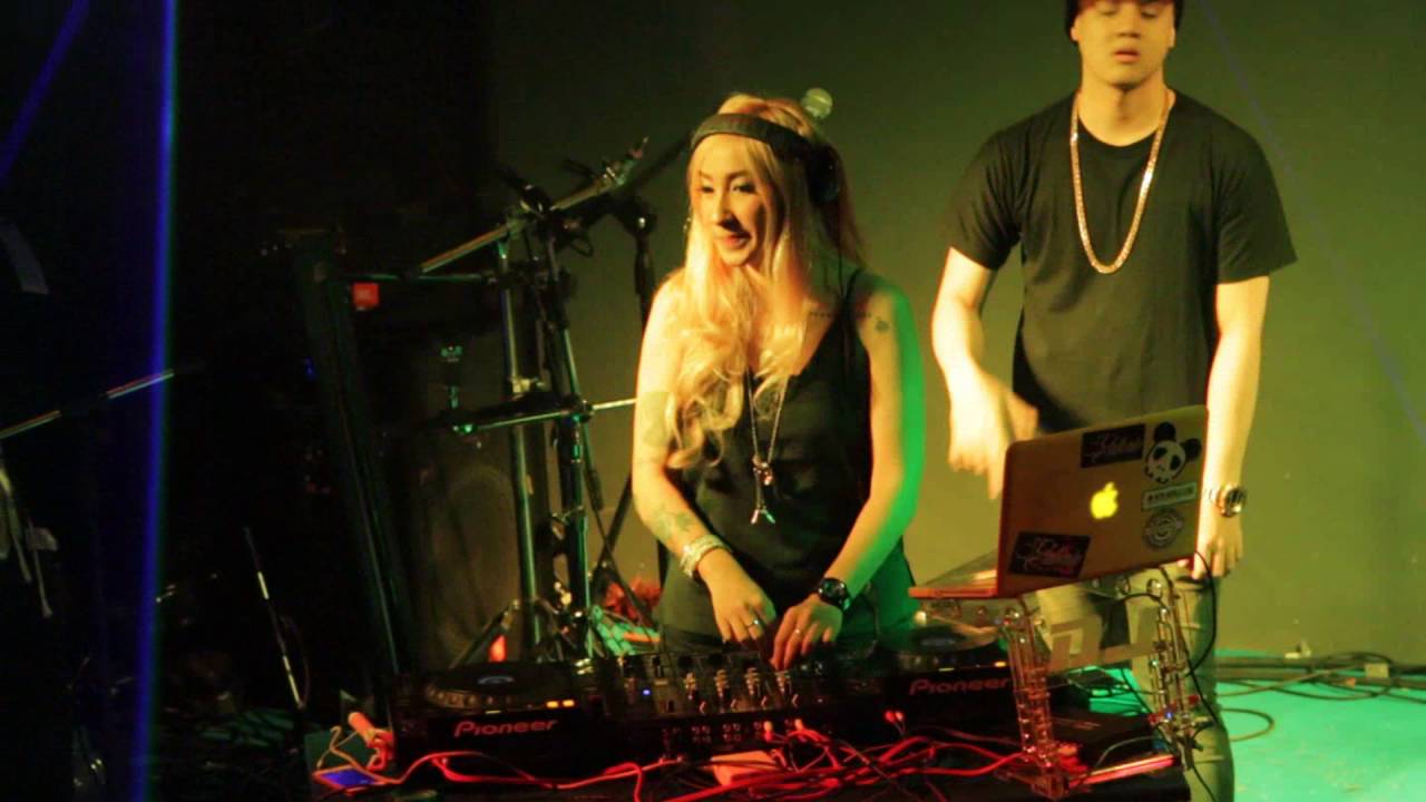 MC BB KATE, DJ AliZe live in Fusion club อรัญประเทศ - YouTube