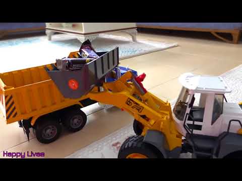 Esma and Asya Johny Jonhy Yes Papa song 413 fun kid video