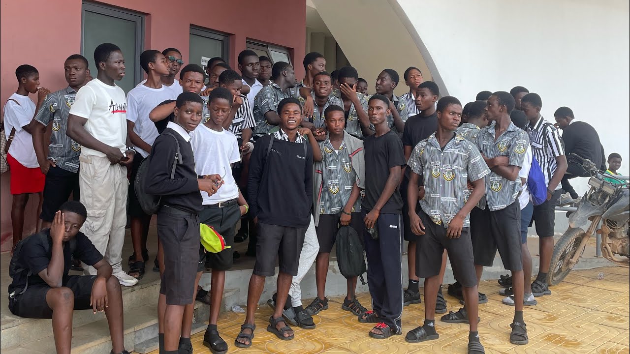 This Fante freestyle got Adisco boys backing - YouTube