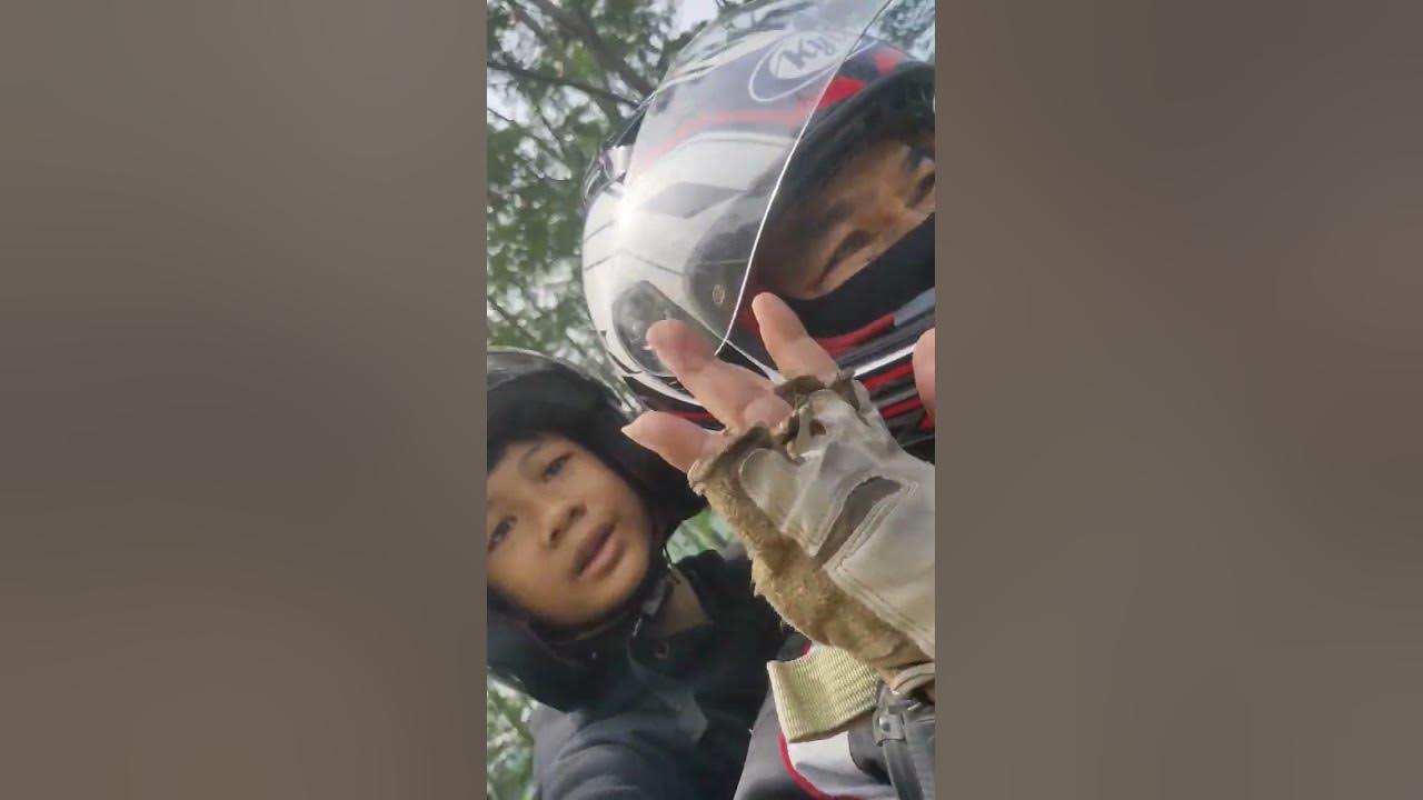 Di bawa happy aja - YouTube