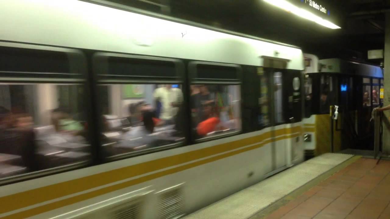 Metro blue line - YouTube