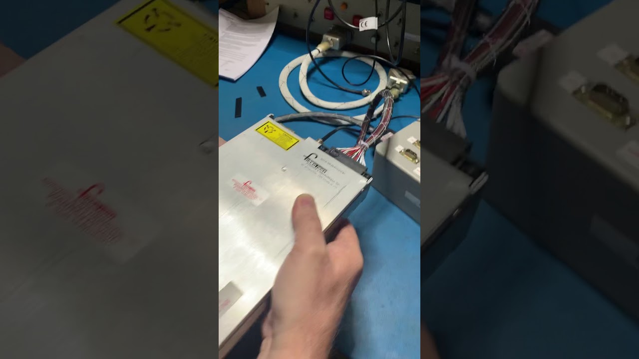 KT73 SN: 4105 - YouTube