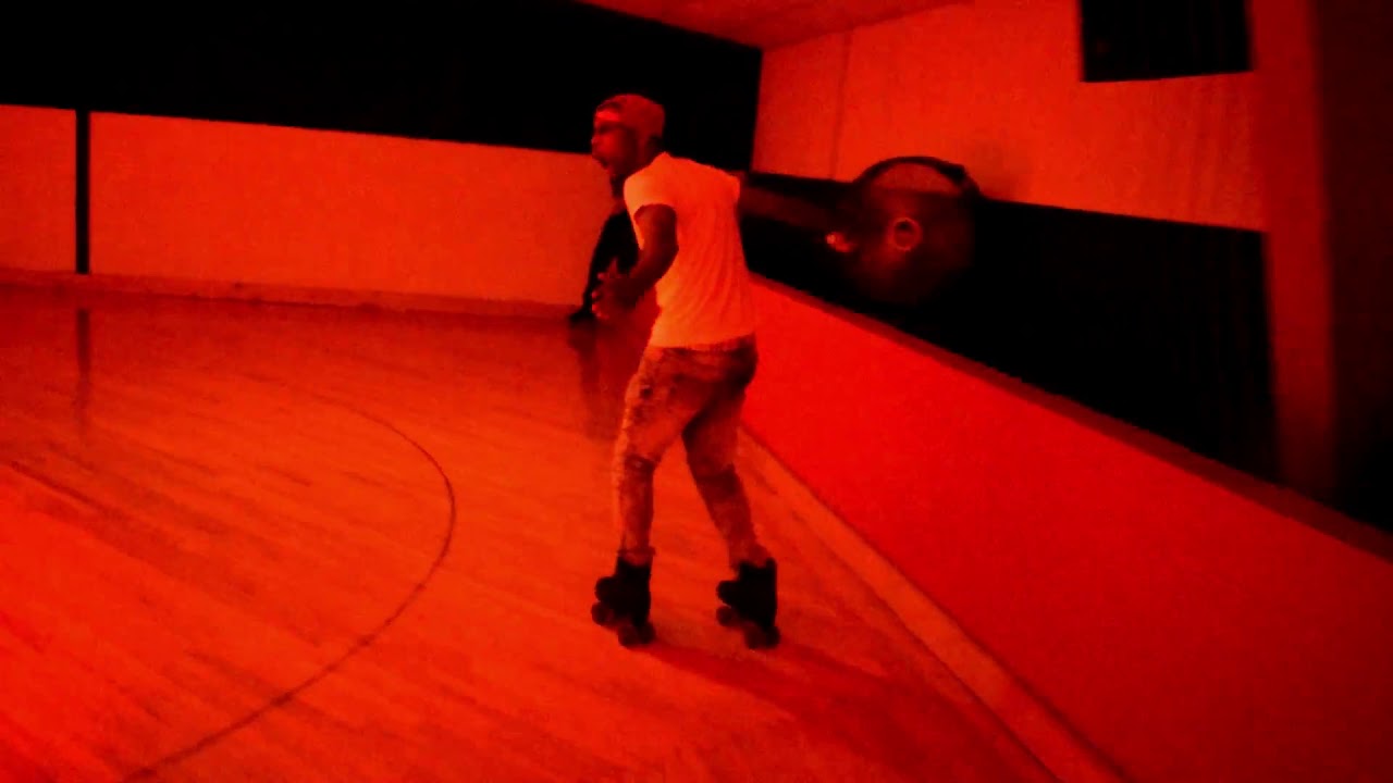 Slick Moves At Star Roller Rink ! - YouTube