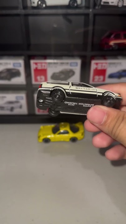 Unboxing Initial D Tomica AE86 Trueno - YouTube