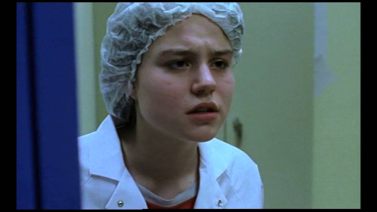 "Rosetta", 1999. Carrellata a seguire, camera a mano, long take (www ...