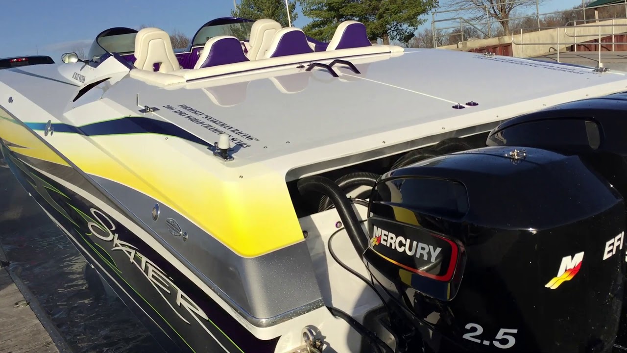 36 Skater with quad mercury 2.5 outboards - YouTube