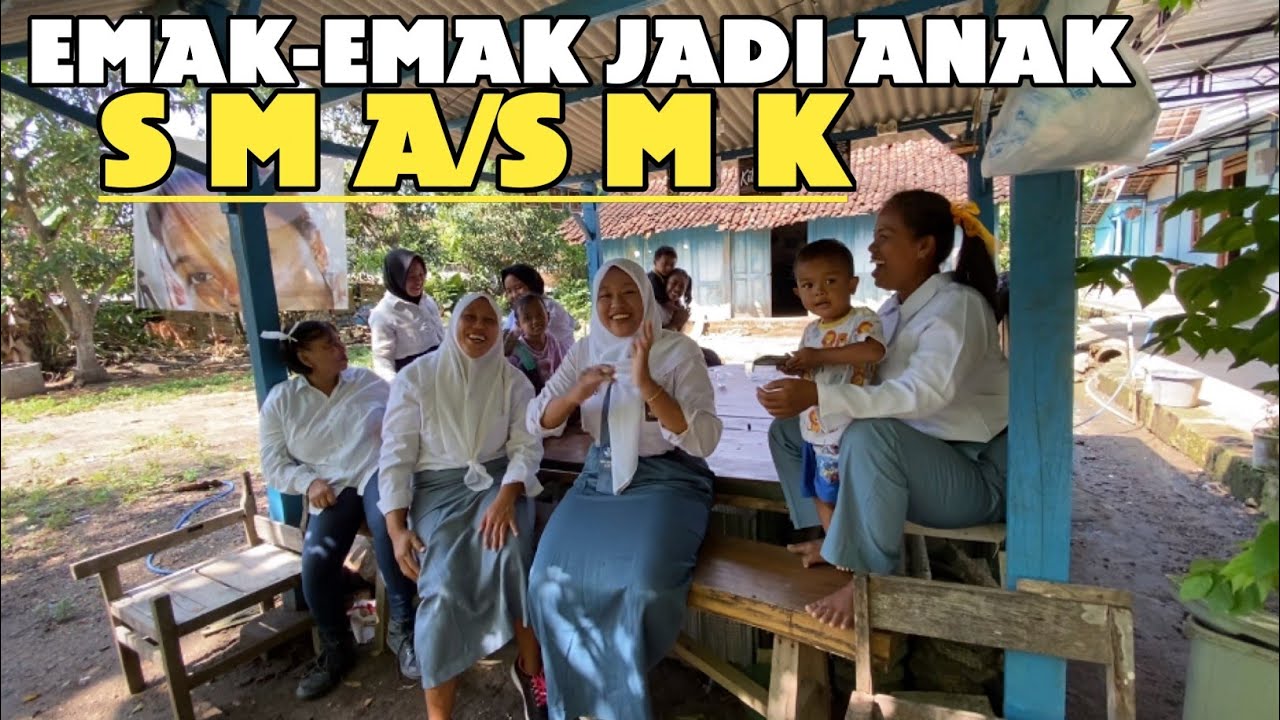 PERSIAPAN UPACARA KEMERDEKAAN REPUBLIK INDONESIA DI TEMPAT MAK DAMIS ...