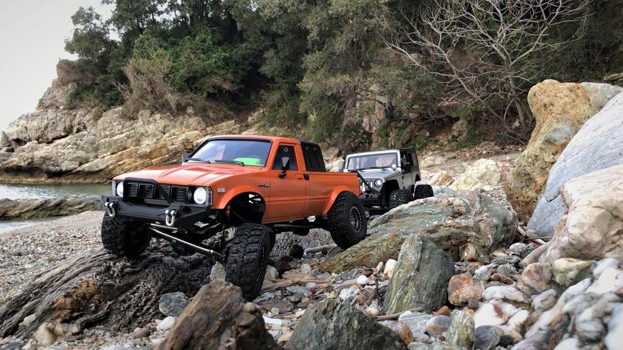 1/10 Scale RC Custom Crawlers : Off-Road Trip To The Beach. I Lead, She ...