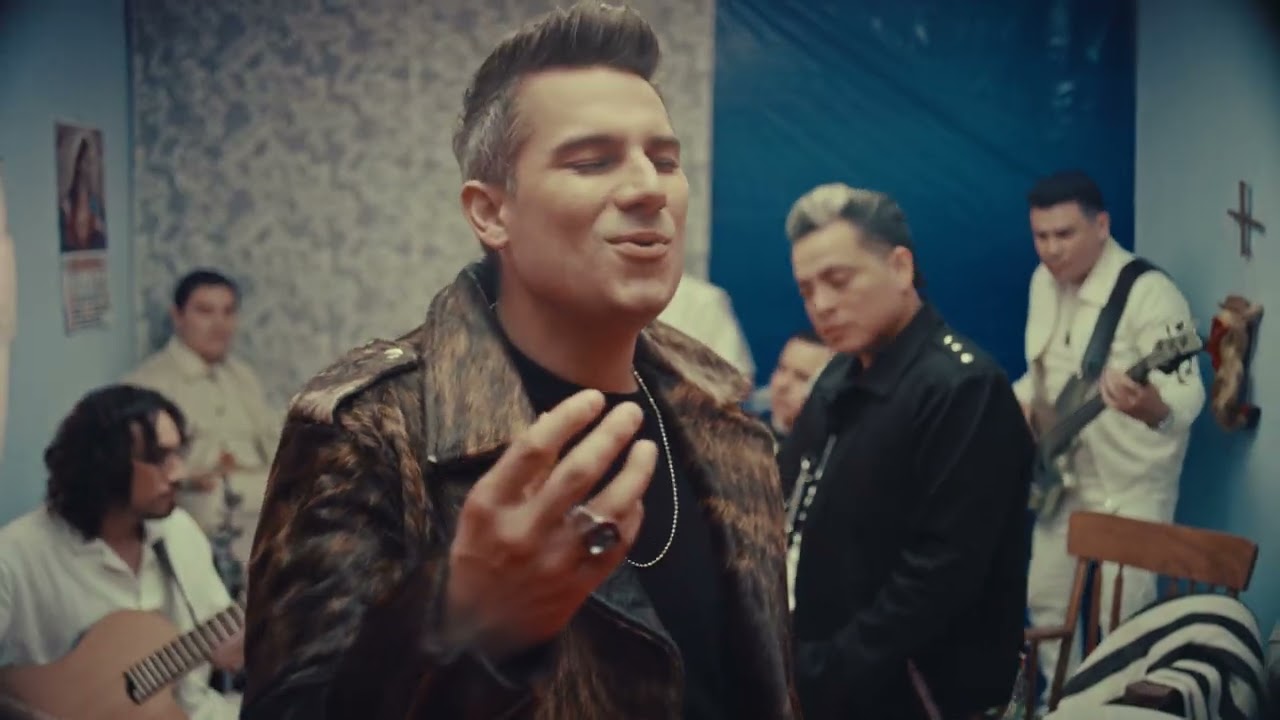 No Tengo Valor - Pipe Bueno & Luis Vega | Video Oficial - videoblogs.com