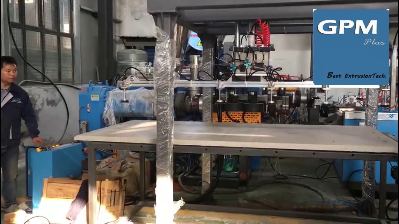 Robot used in PVC foam board machine - YouTube