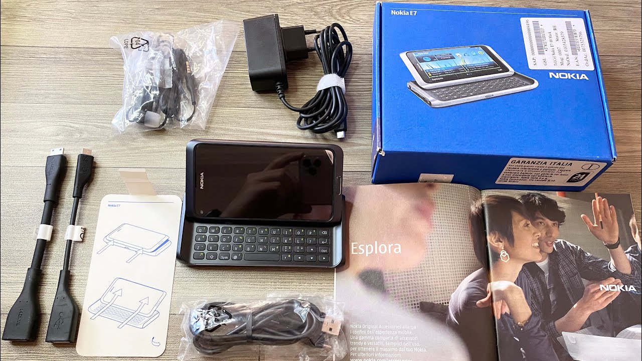 Mở Hộp Nokia E7 (E7-00) Full Box, thị trường Italia (Ý) mới 100% chưa ...