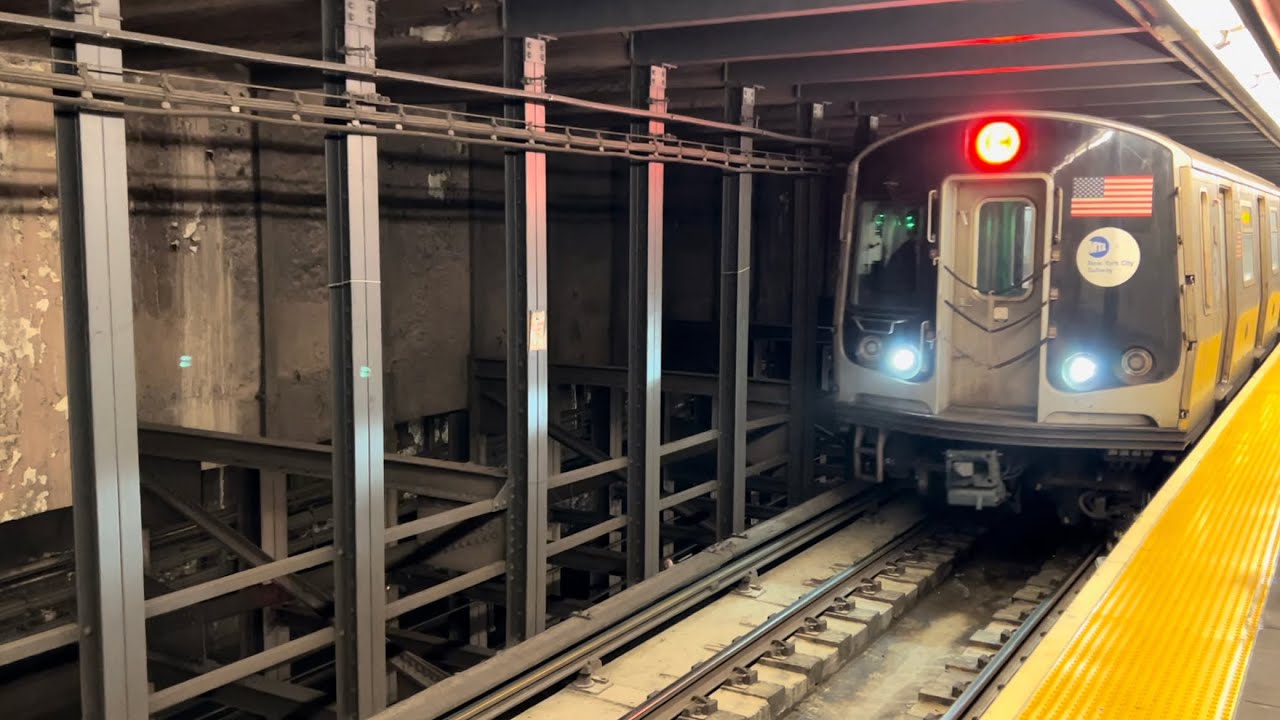 MTA IND CPW Line: R179/R211A (A) (C) + R68 (D) Trains NB At West 103rd ...