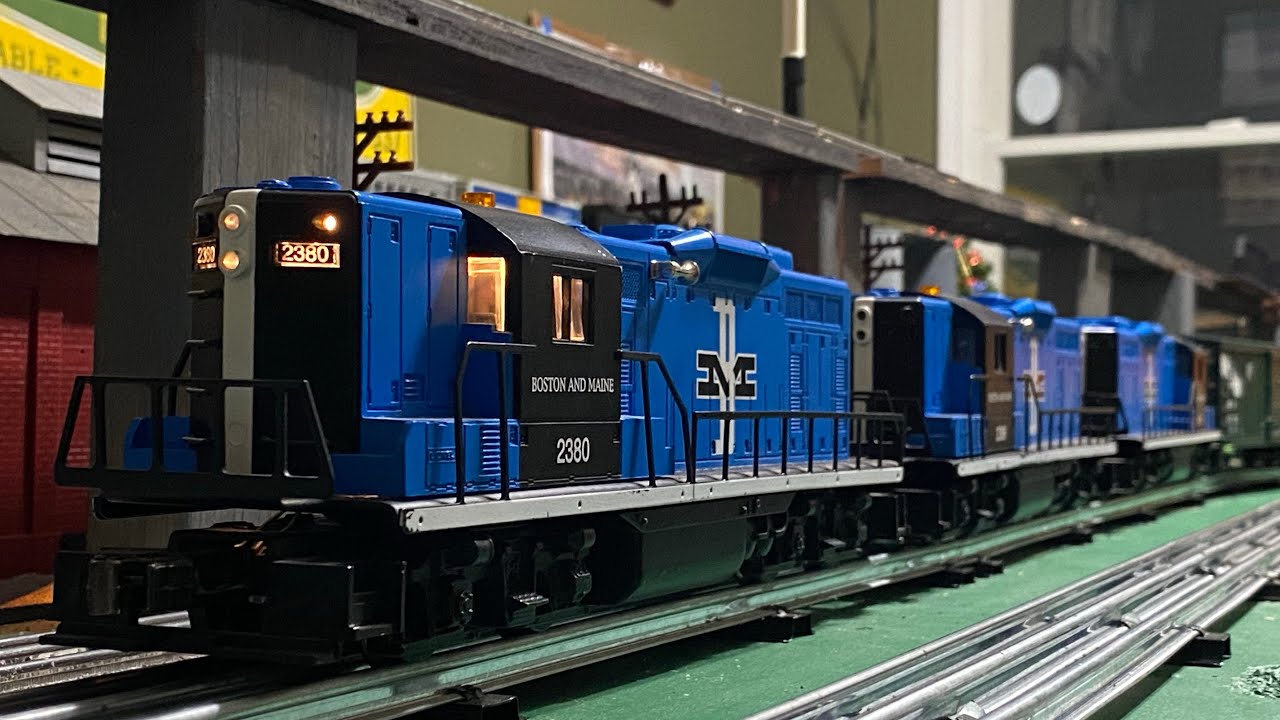 Lionel TMCC Boston & Maine GP9 Lashup Set - YouTube