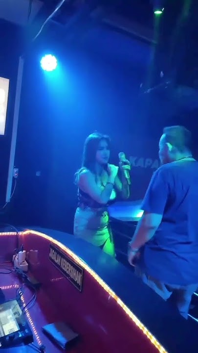 dj Vika clara itunya berguncang #shorts #dj #pemersatubangsa - YouTube