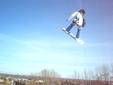 Adam Blasco- scetchy back 3 off 50 footer at Blue - YouTube