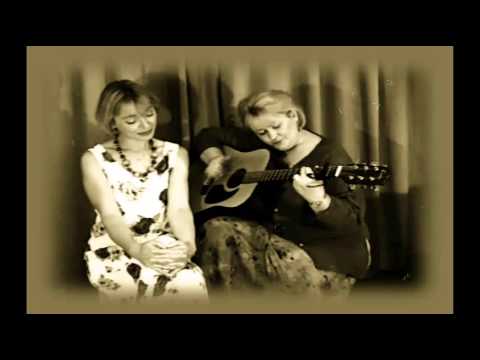 The Holohan Sisters "When I was Single" Irish Folk Duo - YouTube