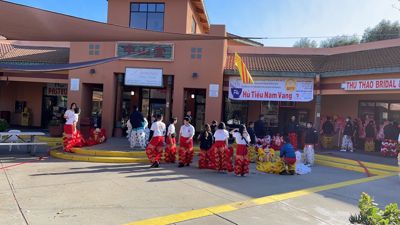 Lion plaza Tully San Jose celebration Lunar New Year 🧧 Year Of The ...