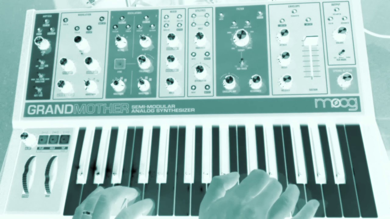 Moog Grandmother Funk Bass Line #2 - YouTube