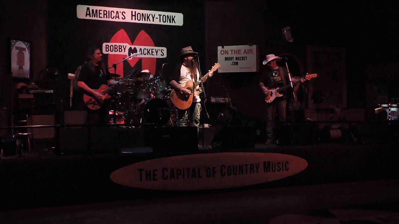 Dallas Moore Band - Outlaw Country - YouTube