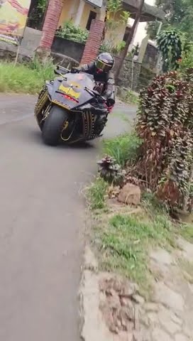 motor batman, motor gede , motor pakai mesin mobil - YouTube