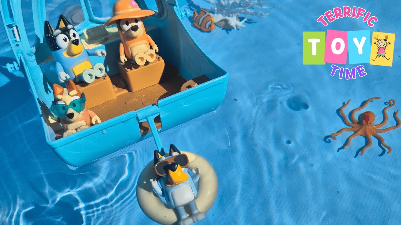 Ocean Adventure! Bluey and Bingo 🌊 splashy boat trip - bluey toys - YouTube
