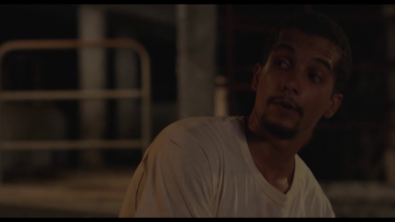 Santa y Andrés - Trailer - YouTube