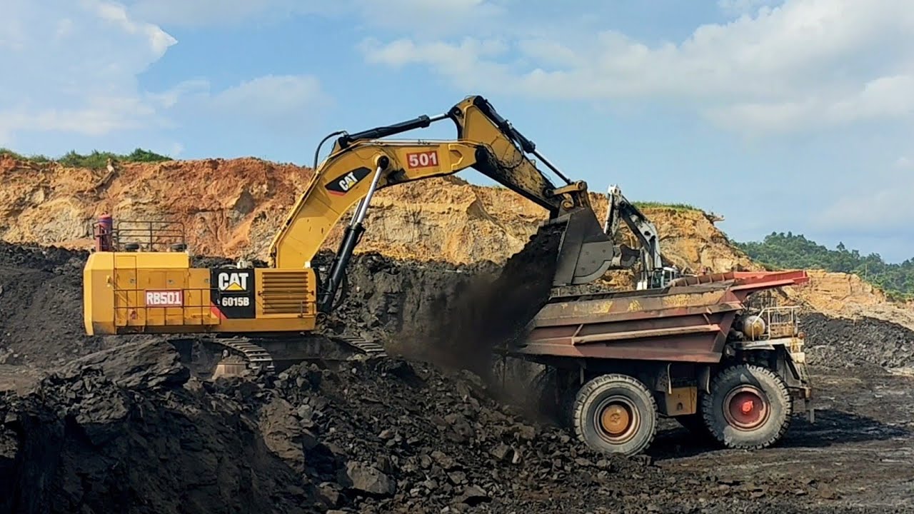 Coal Getting Cat 6015B Excavator To Haul Truck Cat 785B - YouTube