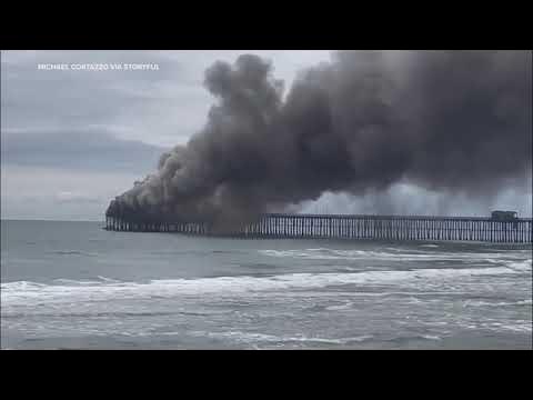 Fire breaks out on California's Oceanside Pier - YouTube