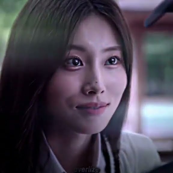she looks so Pretty - YouTube