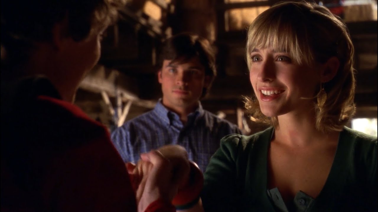 El Regreso de Bart Allen (Impulso) | SMALLVILLE 6x11-Latino - YouTube