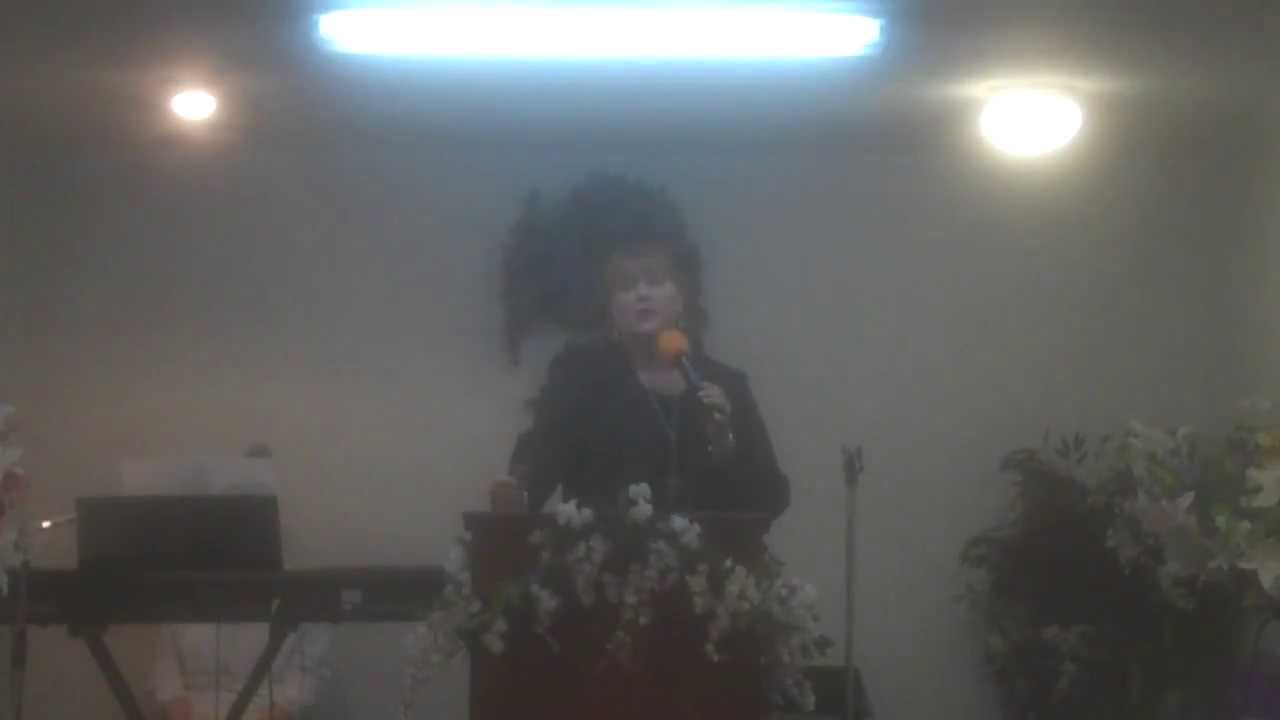 Your Grace still amazes me 001 Rhonda Garrison - YouTube