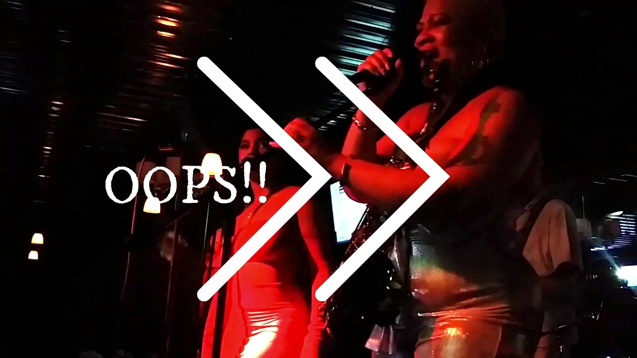 THE ISH THAT HAPPENS ON STAGE - WARDROBE MALFUNCTION - OOPS! - YouTube