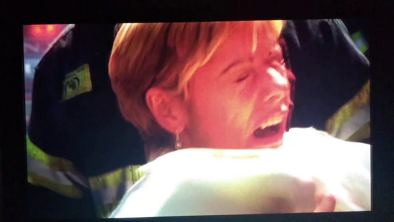 Spider-Man (2002) - "Burning Building Fight" Scene - YouTube