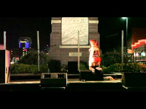 Violette Firefly doing Purple Wail at Rumble in Delano - YouTube