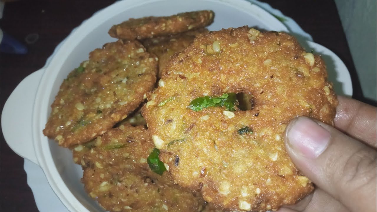 అలసంద వడలు ఈవిధంగా చేస్తే చాలా రుచిగా ఉంటాయి l Alasanda Vadalu l Black ...