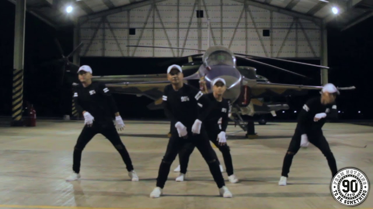 90's Crew at Aero Space Dance Competition 2017 (clean mix) - YouTube