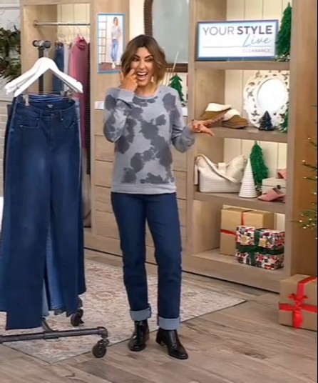 QVC host Amy Stran modeling jeans 04210 - YouTube