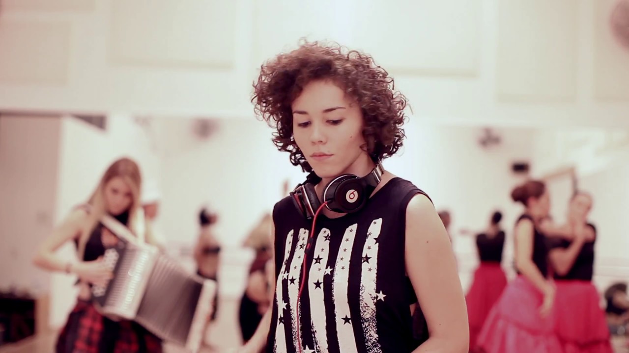 Zanttos - Bailar (Official Video) - YouTube