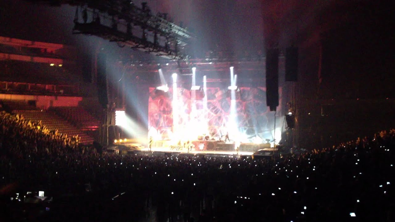 Rammstein - Flake getting 'cooked' - YouTube