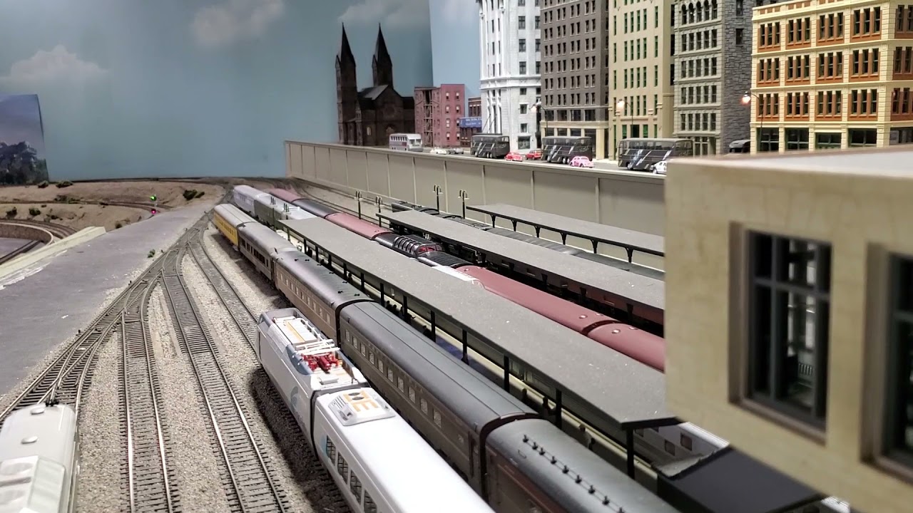 N&W excursion train with E33 power - YouTube